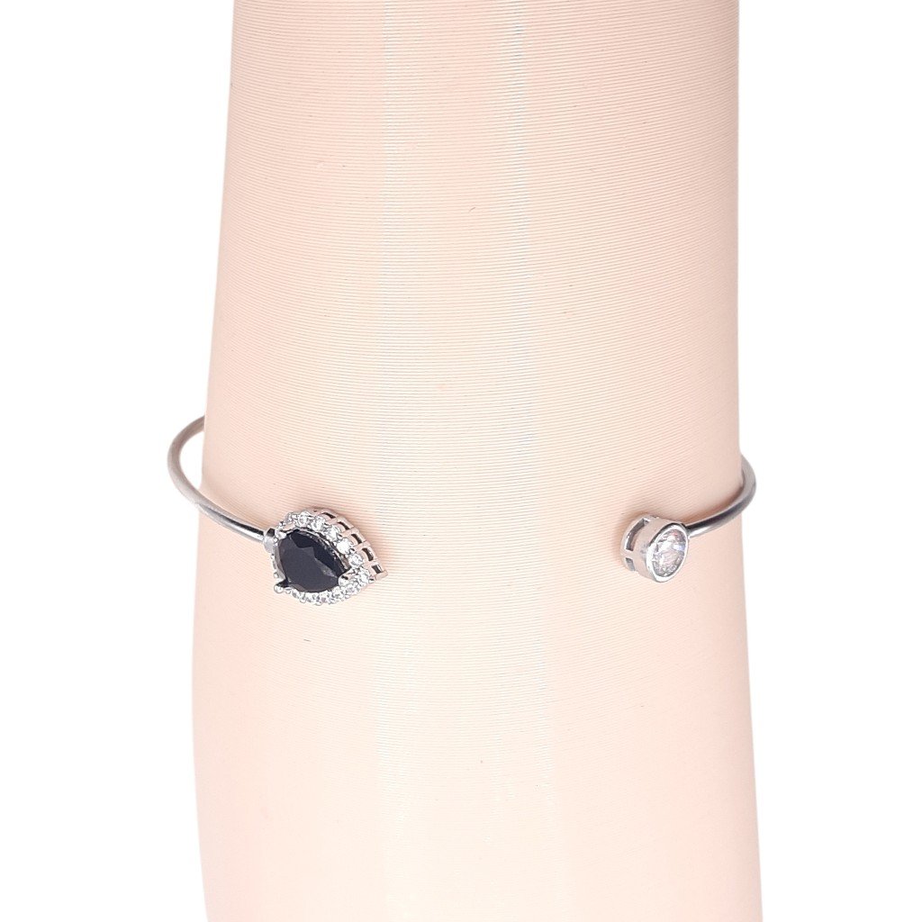 TANK BRUTOS - Brac. Fio Com Gota Cravejado E 1 Ponto De Luz